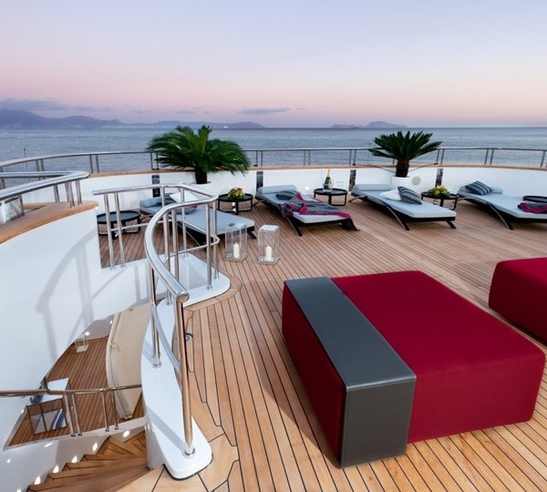 Yacht ARMADA, Palumbo | CHARTERWORLD Luxury Superyacht Charters